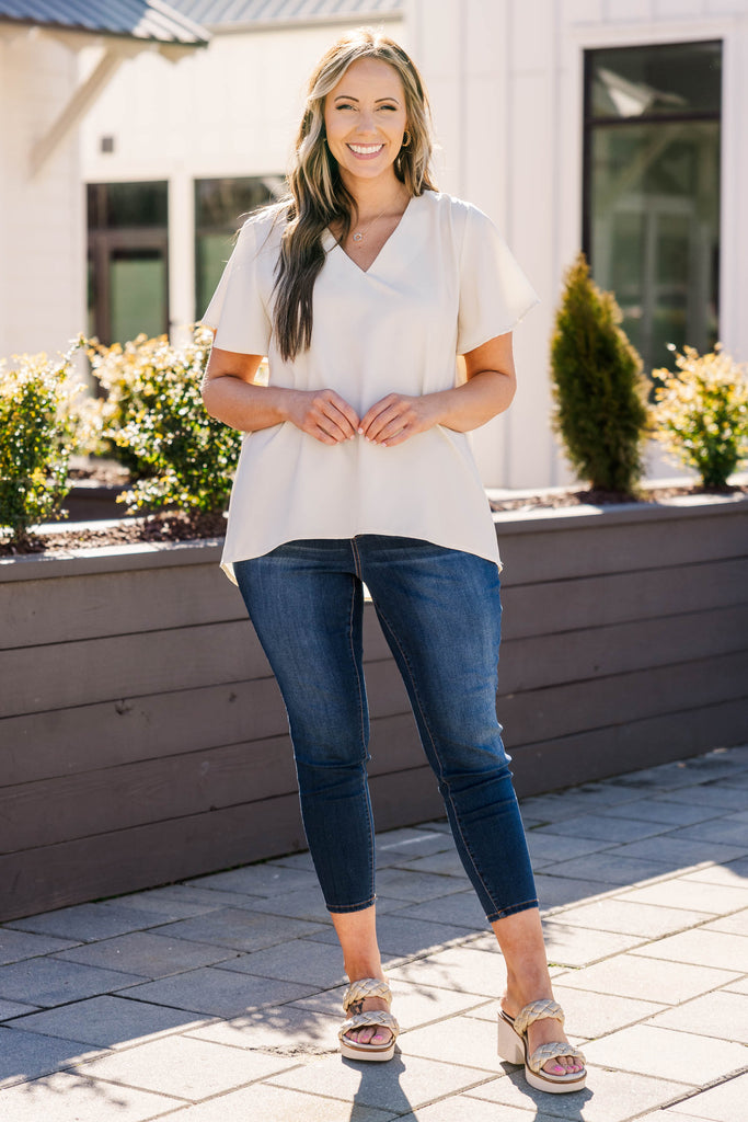 Break Room Chat Top, Ivory – Chic Soul