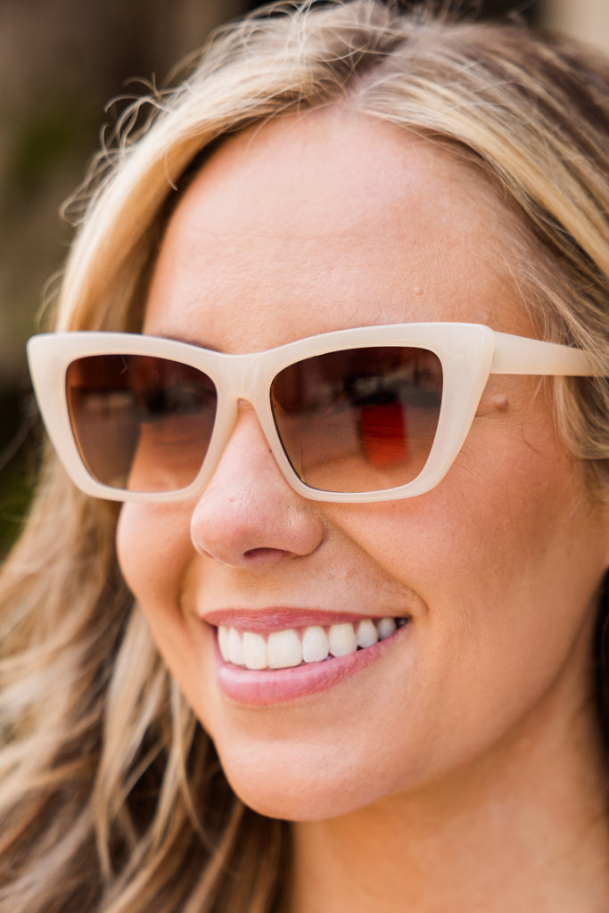 Can't Outshine Me Sunglasses, Cream – Chic Soul